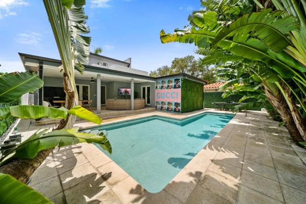 Miami Gucci Home With Pool & Great Location - Miami, FL