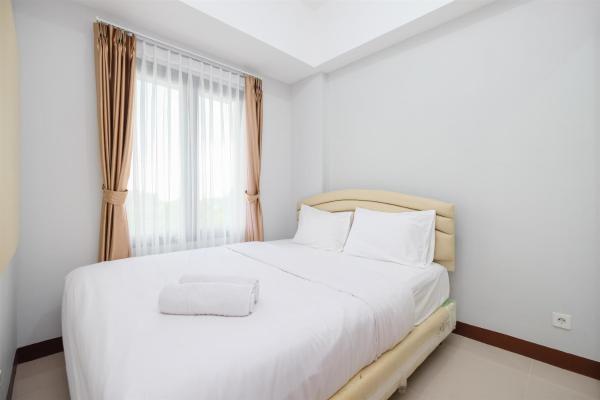 Comfort And Modern 2br At Royal Heights Apartment By Travelio - Indonesia