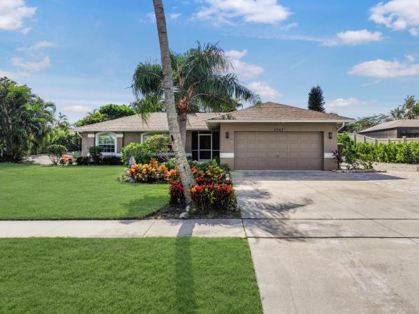 San Marco Pool Home - Marco Island, FL