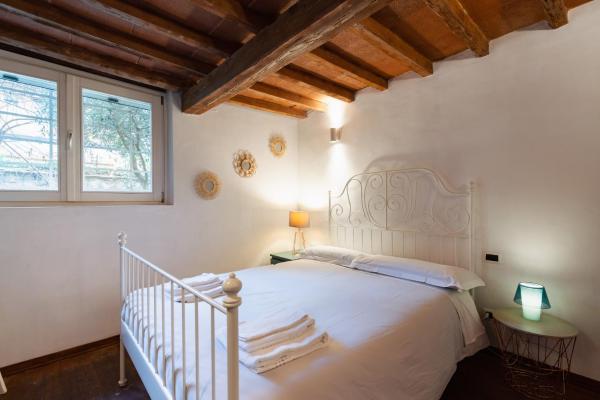 Charming Apartment In The Heart Of Santo Spirito - Florence