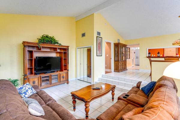 Pet-friendly Haines City Gem With Community Pool - Lake Wales, FL
