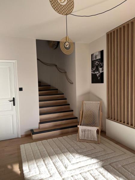 Maison De Caractère Rénové Pour 15 Personnes - Ussel