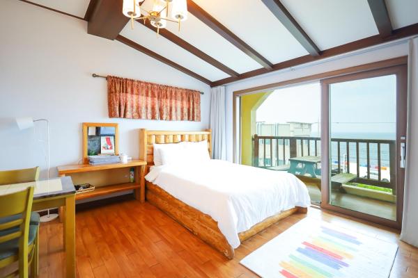 New Coastal Scenery - Jeju