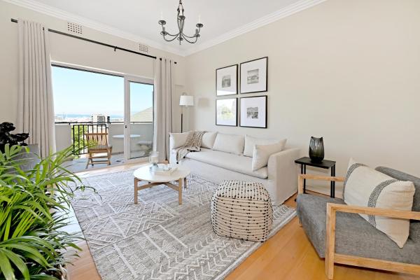 Stylish 2 Bedroom Ensuite Apt With Beautiful Views - Camps Bay
