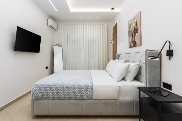 Solange By Halu! 2-bd Apt Next To Metro Station - Thessaloniki