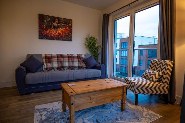 Convenient 2 Bedroom Apartment In Crawley - Horsham