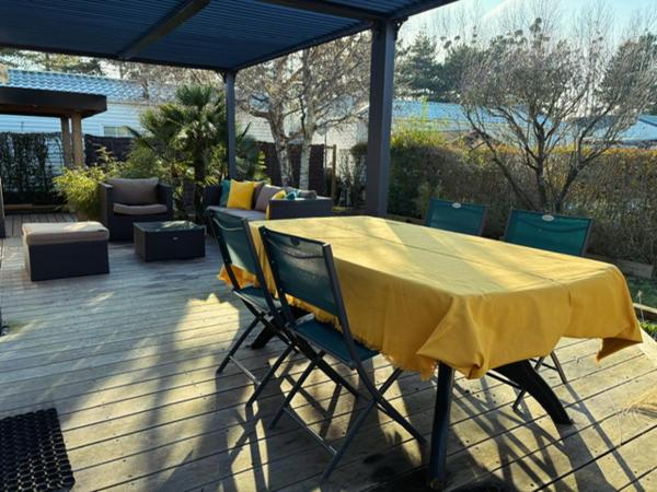Mobil Home Dans Parc Résidentiel De Loisirs - Hauteville-sur-Mer