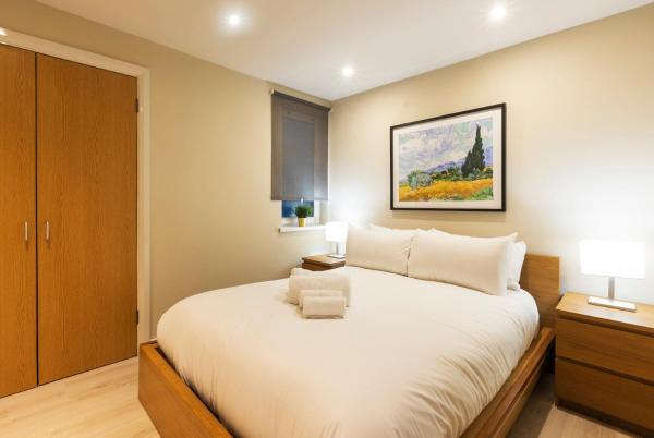 The Van Gogh - Unique 1 Bd -Gold Short Term Stays - Belfast