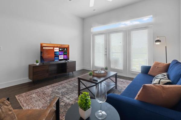 Luxurious New Unit 1bd1ba Pool Golf Sim - Foothills Of Barton Creek, TX