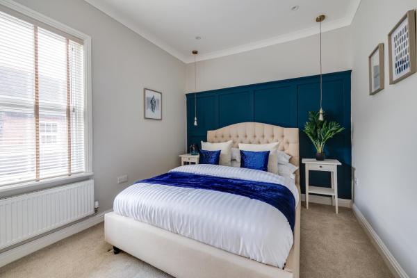 Royal Chester Retreat - Rose Platinum Properties - Chester, UK