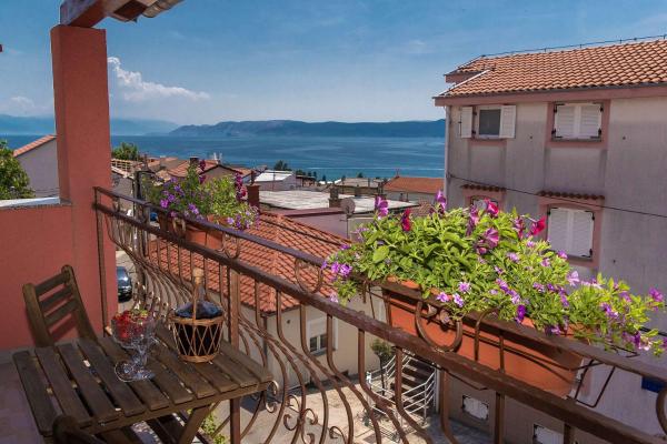 Einzigartiges Apartment Nur 300 Meter Zum Strand Mit Meerblick, Privatem Balkon, Waschmaschine - Crikvenica
