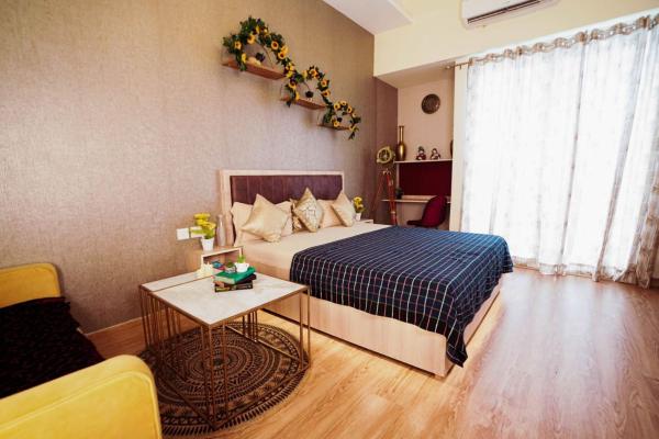 Richa's Home At Gaur Mall - Noida