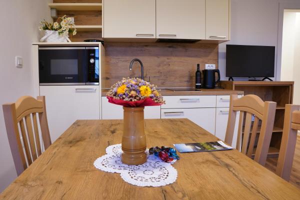 Metropolitana's Zois Apartments - Bled