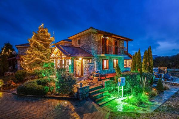Arachova Mountain Villa At Parnassos - Ionian Islands