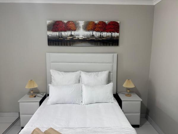 Willow Rose - Port Elizabeth