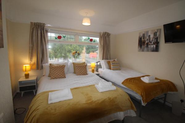 Sutton House - Chesterfield