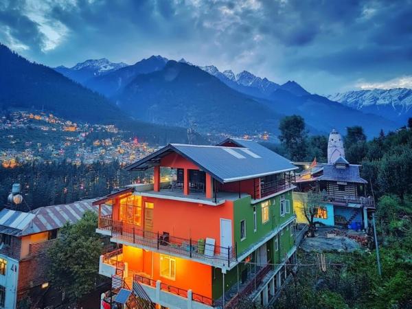 Leela Home - Full Mountain View - Manali