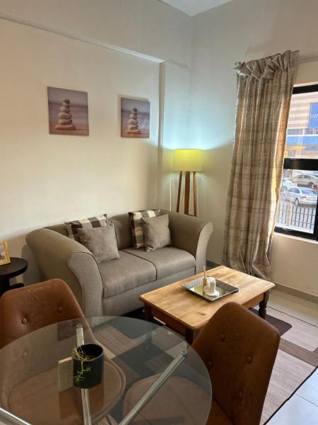 Neat Apartment In Randburg - Sandton