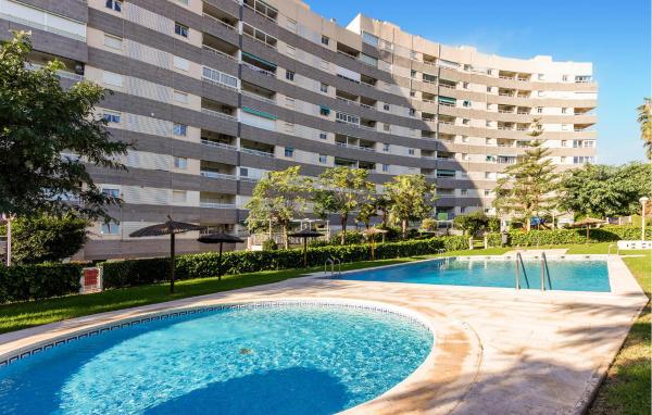 Beautiful Apartment In Campello - San Juan de Alicante