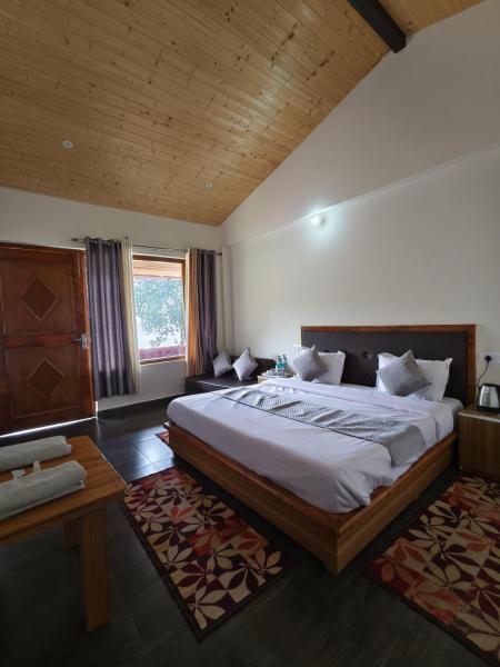 Naina Bird Cottage - Pangoot