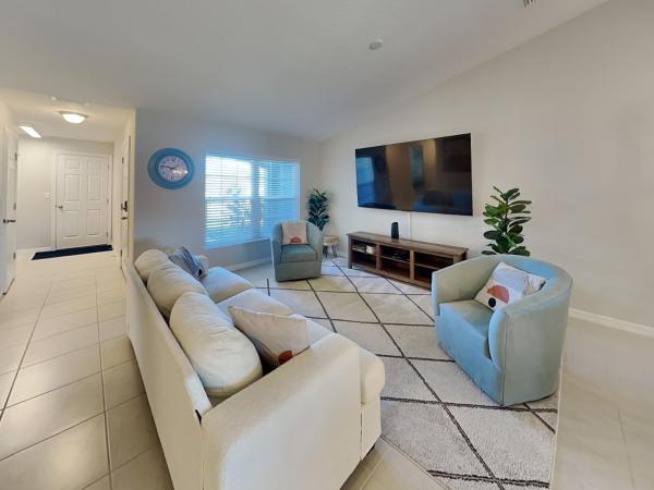 Sea Breeze Lake Villa B - Palm Coast, FL