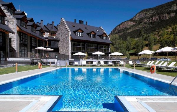 Apartamentos Hg Cerler - Bagnères-de-Luchon