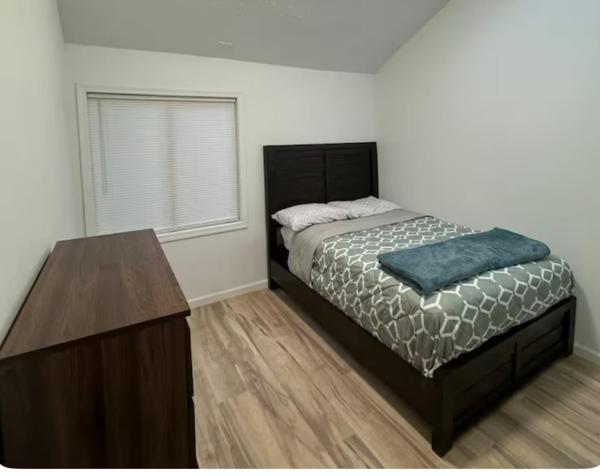 Portland Sw Hill Home - Beaverton, OR