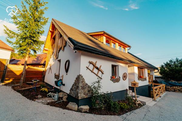 ŠUmiac Village - Jedinečné Ubytovanie S Wellnessom Pod Kráľovou Hoľou - Slovakia