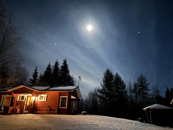 Villa Oitola I Parking I Sauna I Wifi I Lake I Rural I Forest I Ideal For Aurora Spotting - Lappland