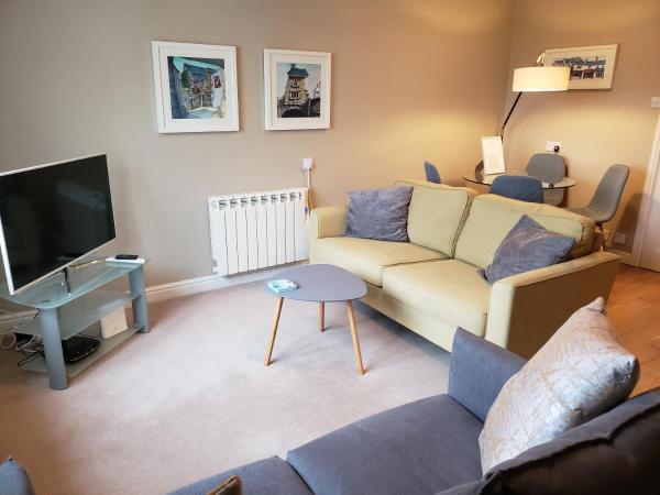 Bowness On Windermere, Excellent Apartment For 4 With Parking - Bowness-on-Windermere