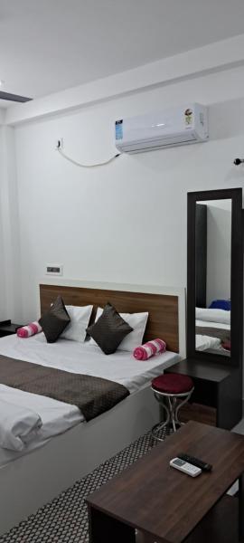 Diya Homestay - Tarapith