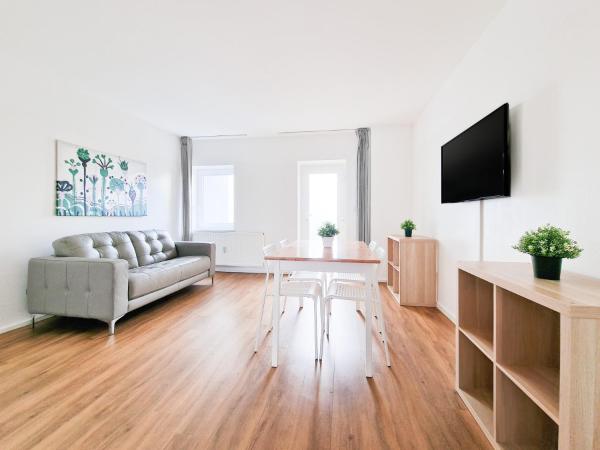 Raj Living - 2 Room Apartments - Terrace - 25 Min To Messe Dus - Krefeld