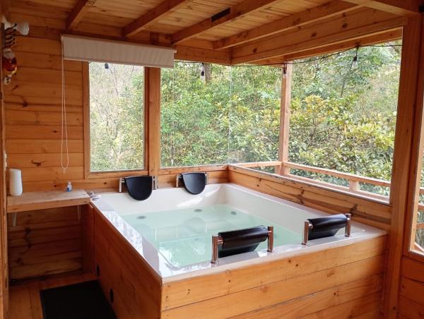 Ecocabañas B&b - Cabaña De Lujo Con Jacuzzi Privado Cerca A Termales - Choachí