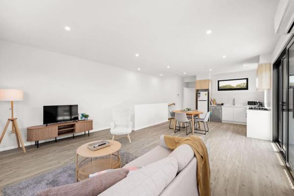 Modern Rosebud Townhouse 300m From The Beach - Dromana