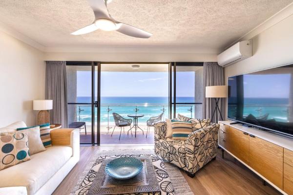 Ocean Front Escape On Palm Beach - Coolangatta