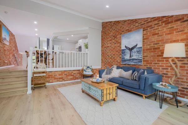 Whale Song Serenity - Ettalong Beach Garden Stay - Woy Woy