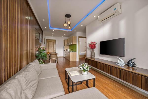 Doco Apartment Sea View With White Sand - Da Nang