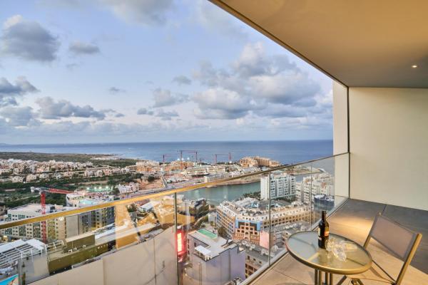 Sky High Luxury Apartment With Infinite Sea Views - Malta
