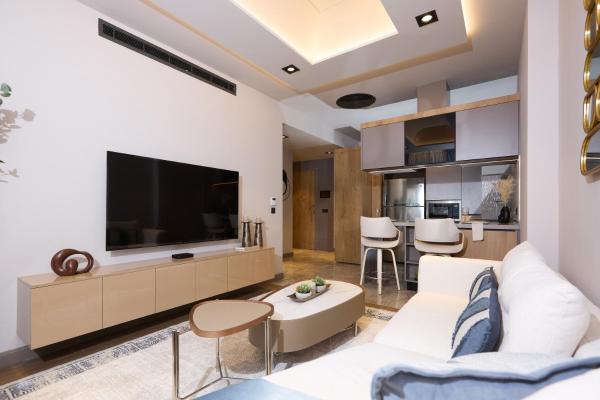 One Bedroom Luxury Apartment At The Diamond In The City - Accra