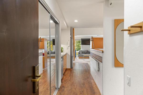 Palisades Tahoe Lodge Rentals Studio Loft #308 - Lake Tahoe