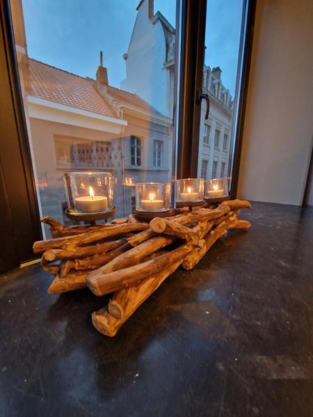 Cozy Room, Big City Adventures Iii - Gand