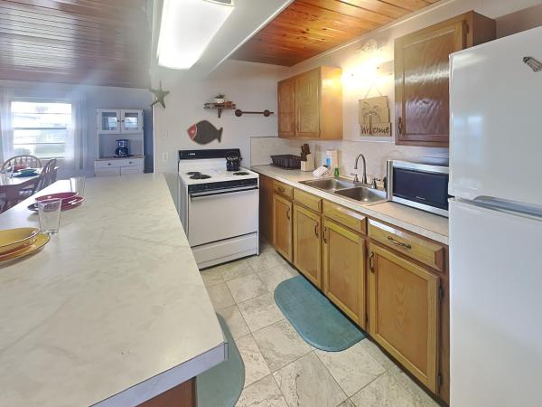 Coastal Den - Galveston, TX