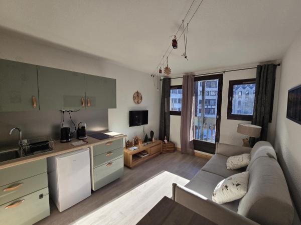 Studio Avec Balcon Vue Montblanc Et Parking Gratuit Le Nid Daigle - 샤모니