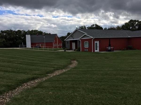 Century Farms Inn - Atwood Lake, OH