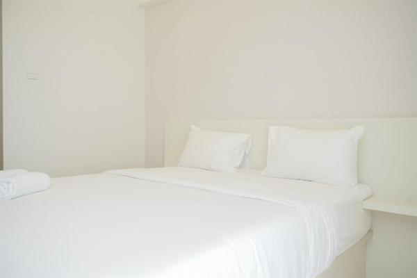 Cozy And Minimalist Studio At Serpong Greenview Apartment By Travelio - Jakarta