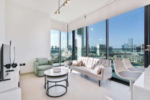 Savis Home 1br In Binghatti Venus - Enjoy The City Skyline View - Dubai
