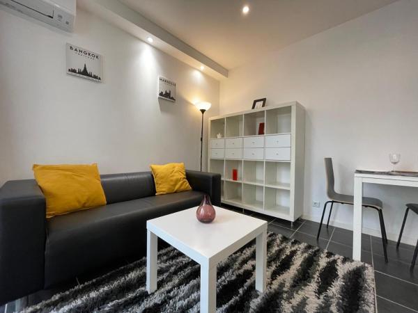 Confort & Gare - Exterieur - Parking - Fontainebleau