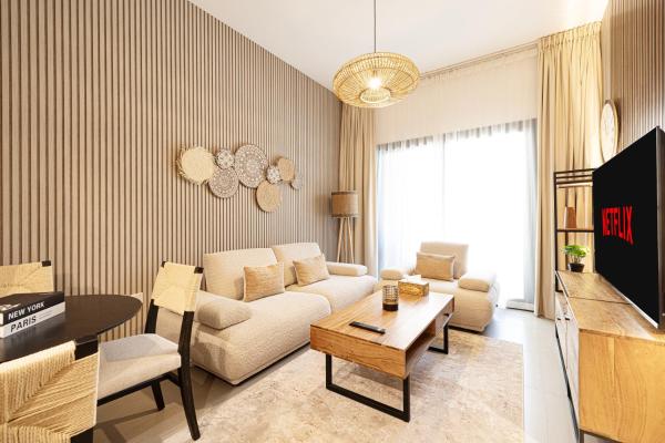 1bhk Poolview Apartment With Balcony - Timber Retreat - Charjah