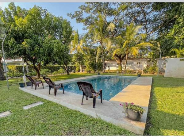 Oasis Beach House - El Salvador