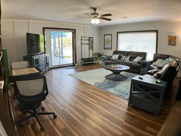 Comfortable Quiet Retreat In Convenient Location - 덴턴